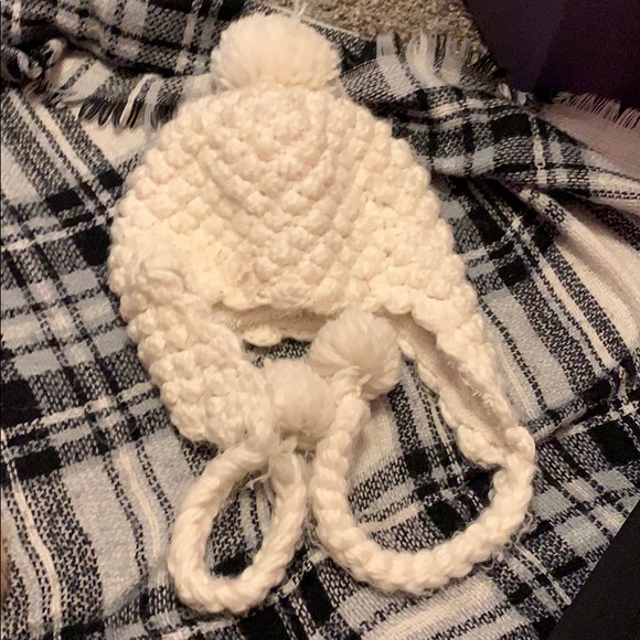 OP | Other | Fuzzy White Hat With Pom Poms | Poshmark
